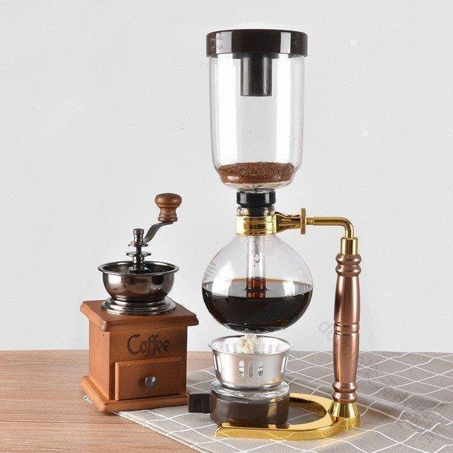 .サイフォン コーヒーメーカー サイフォンポット 真空ガラス の 商品 です。 コーヒー 抽出 に 使える サイフォンポット で、真空ガラス を 採用 した 珈琲 器具 として 自宅 でも アウトドア でも 活躍 します。 サイフォン コー...