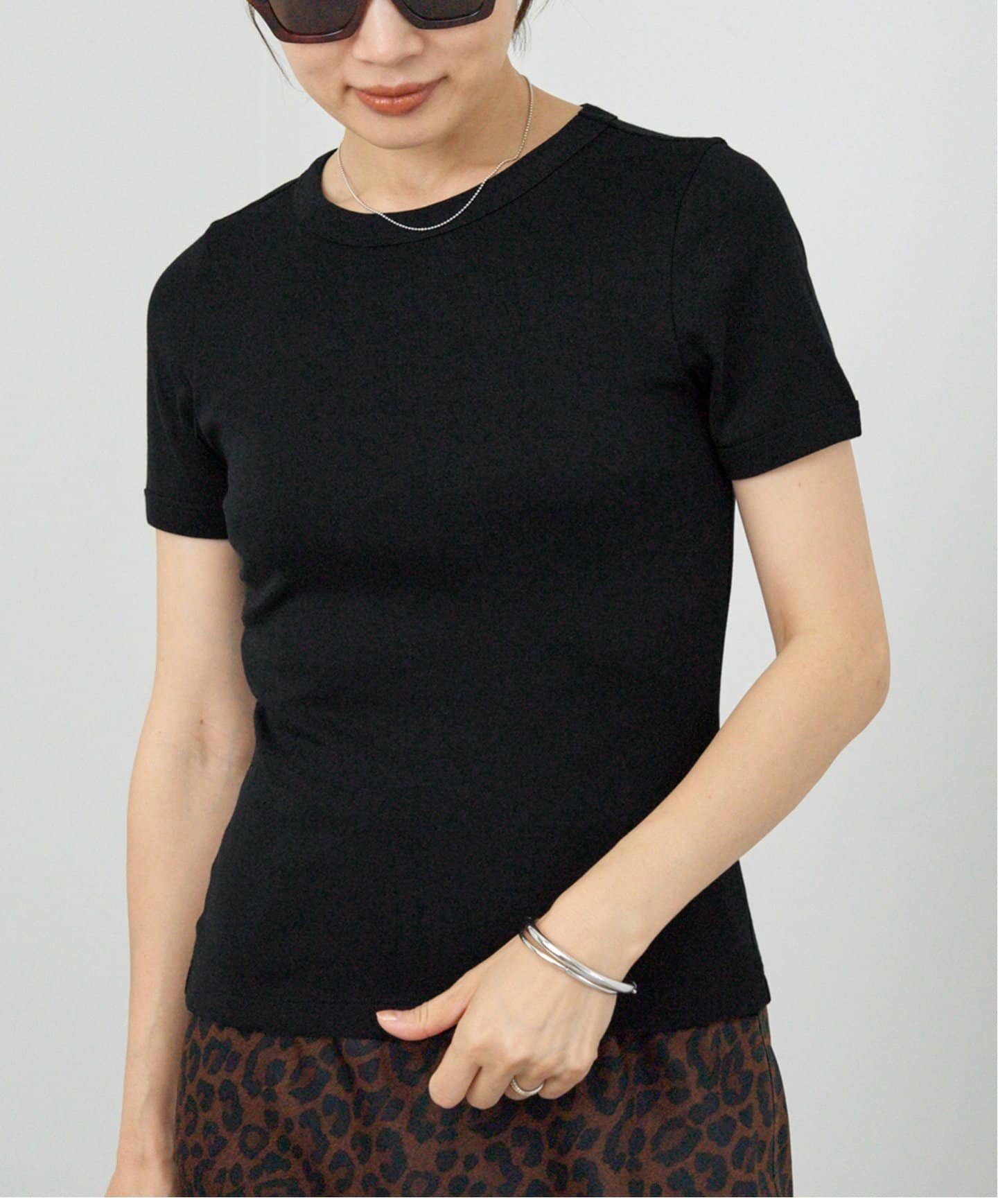 IENA（イエナ）FLORE FLORE/フローレフローレ CAR TEE Tシャツメーカー品番：CARTEE弊社カラー：メーカーカラーブラック(001)：BLACKナチュラル(016)：OFFWHITEベージュ(027)：MUSHROOM...