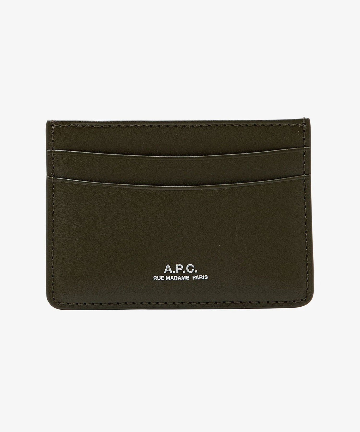 A.P.C.（アー・ぺー・セー）Andre カードホルダーべジタブルタンニングのスムースレザーカードホルダー.*前にカード入れ2つ、後ろに1つ.*内側にマルチファンクションポケット.*前にシルバーの'A.P.C.RueMadameParis...