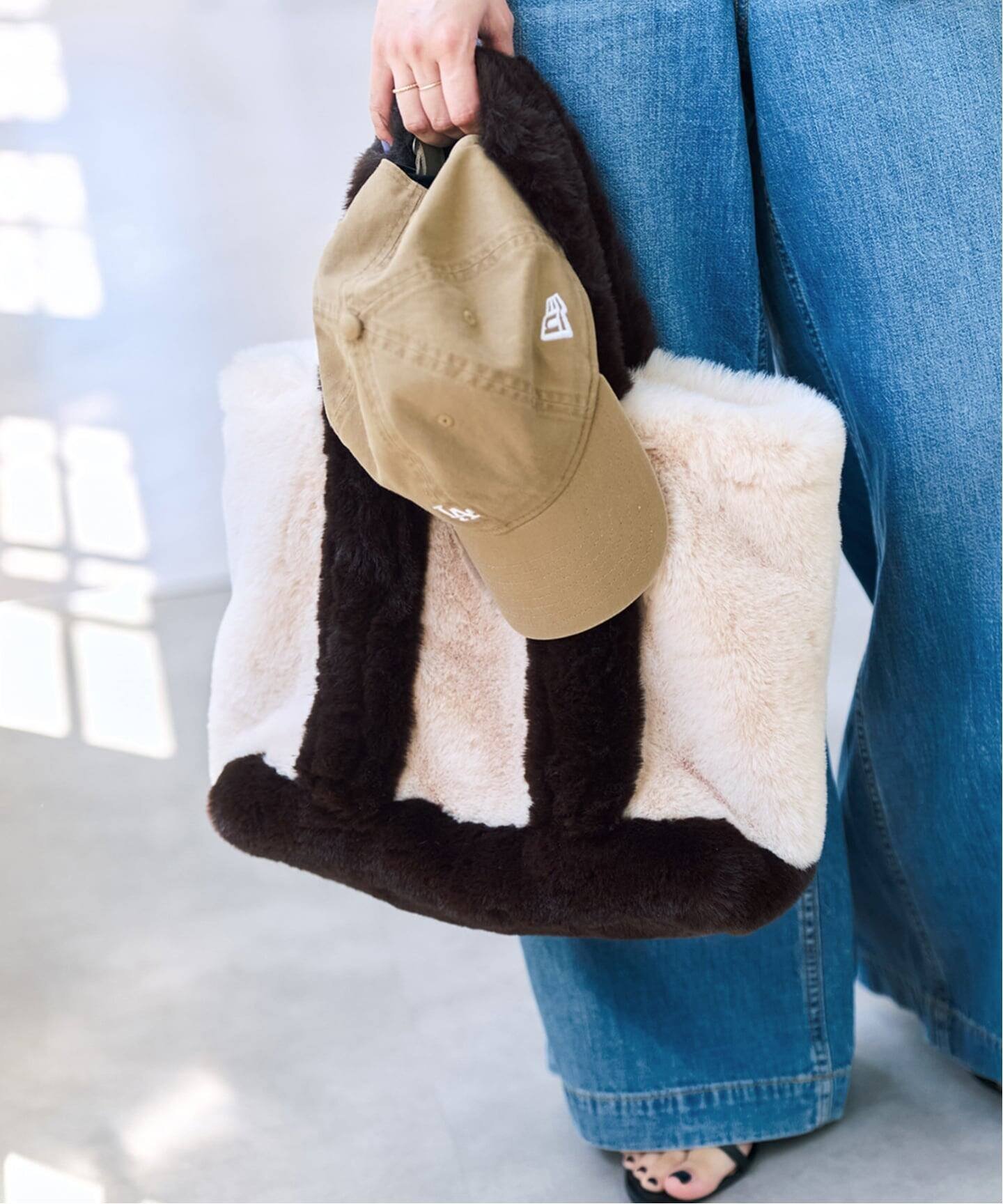 Spick & Span（スピックアンドスパン）《予約》Spick & Span ECO FUR TOTE / エコファートート●限定数量に達し次第、締め切りとなります弊社販売カラー名：メーカーカラー名ブラウン(020)：BROWNレッド(...