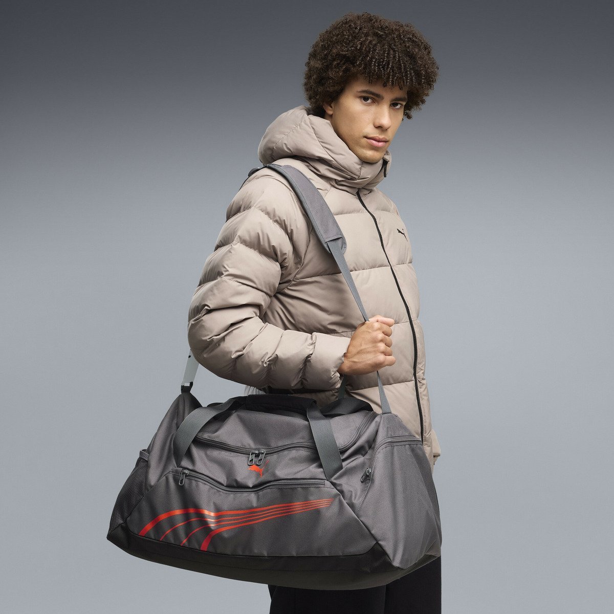 PUMA（プーマ）ユニセックス プーマ ファンダメンタル ミディアム スポーツ バッグ 49L PUMA FUNDAMENTAL M Sports Ba商品名ユニセックス プーマ ファンダメンタル ミディアム スポーツ バッグ 49L PU...