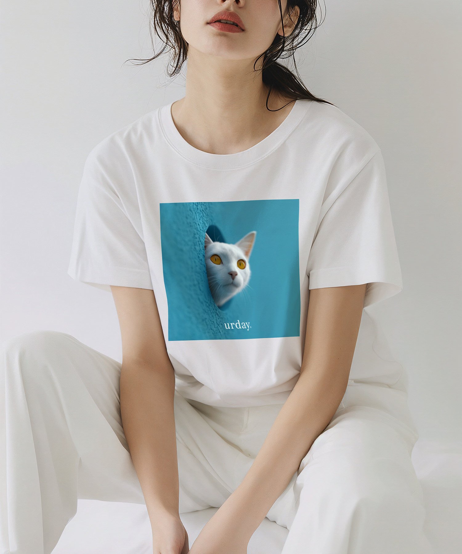 mamian（マミアン）urday【Animal/White Cat/LB】フォトTシャツmamianのライフスタイルブランドurday（ユアデイ）から、グラフィック・アートワークを施したオリジナルプリントTシャツ。ユニセックスでご着用いた...