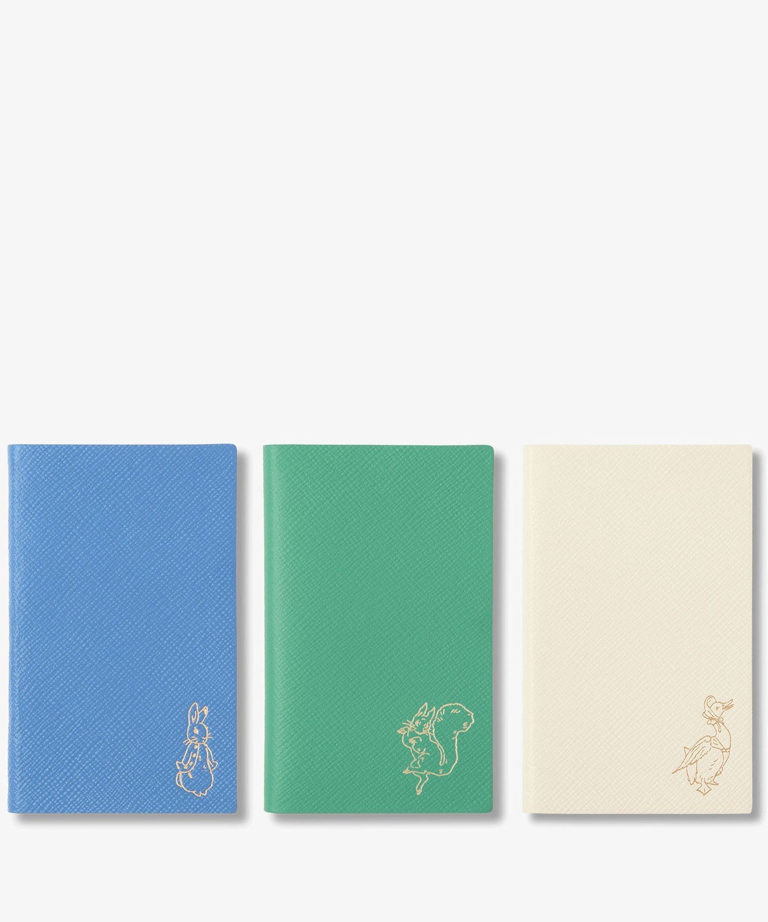 SMYTHSON（スマイソン）Smythson x Peter Rabbit and Friends Panama Notebook Setビアトリクス・ポター生誕160周年を記念し、スマイソンのアイコン的なアイテムの数々に『ピーターラビッ...