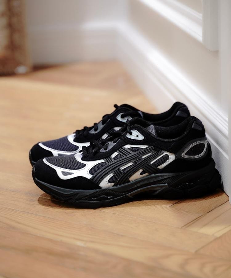 DRESSTERIOR（ドレステリア）asics(アシックス)GEL-NYC 2.0GEL‐NYC2．0は、過去と現代のパフォーマンスランニングスタイルからインスピレーションを得てデザインされています。アッパー構造は2000年発売のGEL‐...