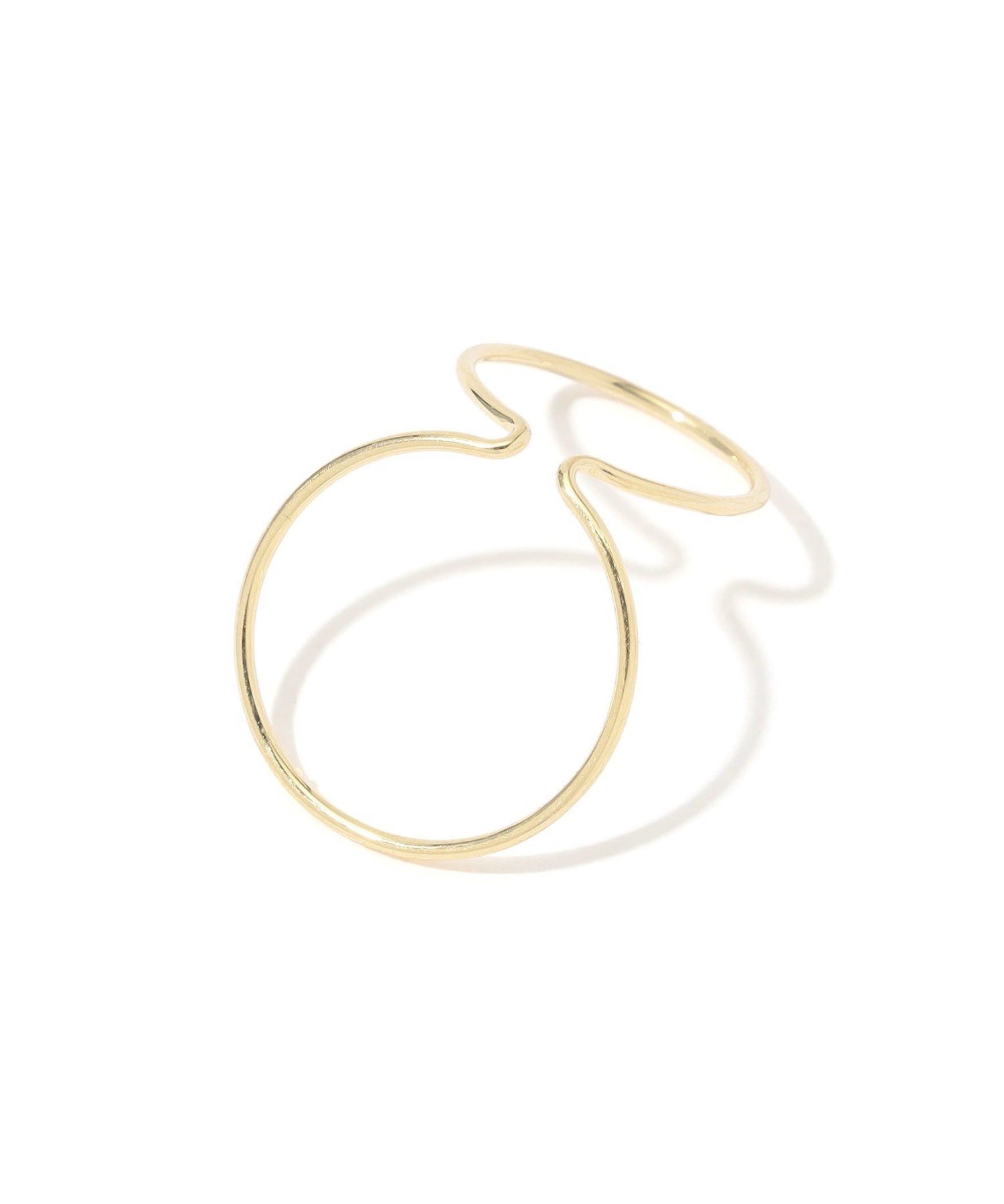 TOMORROWLAND（トゥモローランド）SASKIA DIEZ ダブルサークル イヤーカフ華奢なワイヤーで作られた二つの円が繋がったイヤーカフ。耳元にニュアンス感を演出してくれます。カジュアルにもきれいめにも、スタイリングを問わず活躍す...
