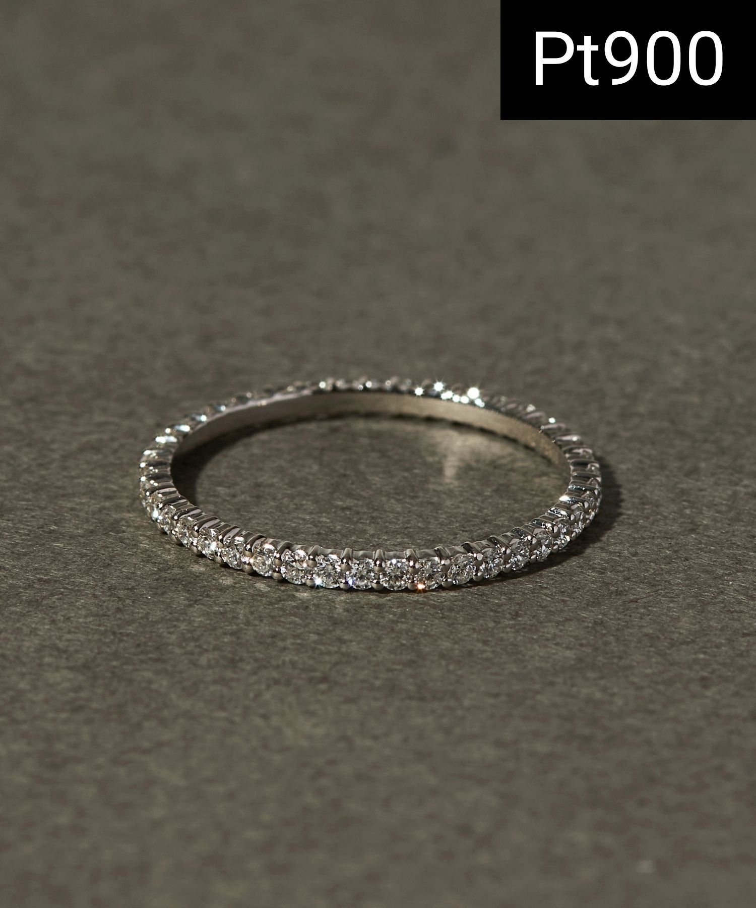 JEWEL ADDICT（ジュエルアディクト）【Pt900】エタニティダイヤモンドプラチナリング/0.3~0.4ctデイリーユースに活躍する定番のエタニティリング指先をぐるりと包むダイヤモンドが、途切れることなく輝きを放ちます。繊細な側面の...