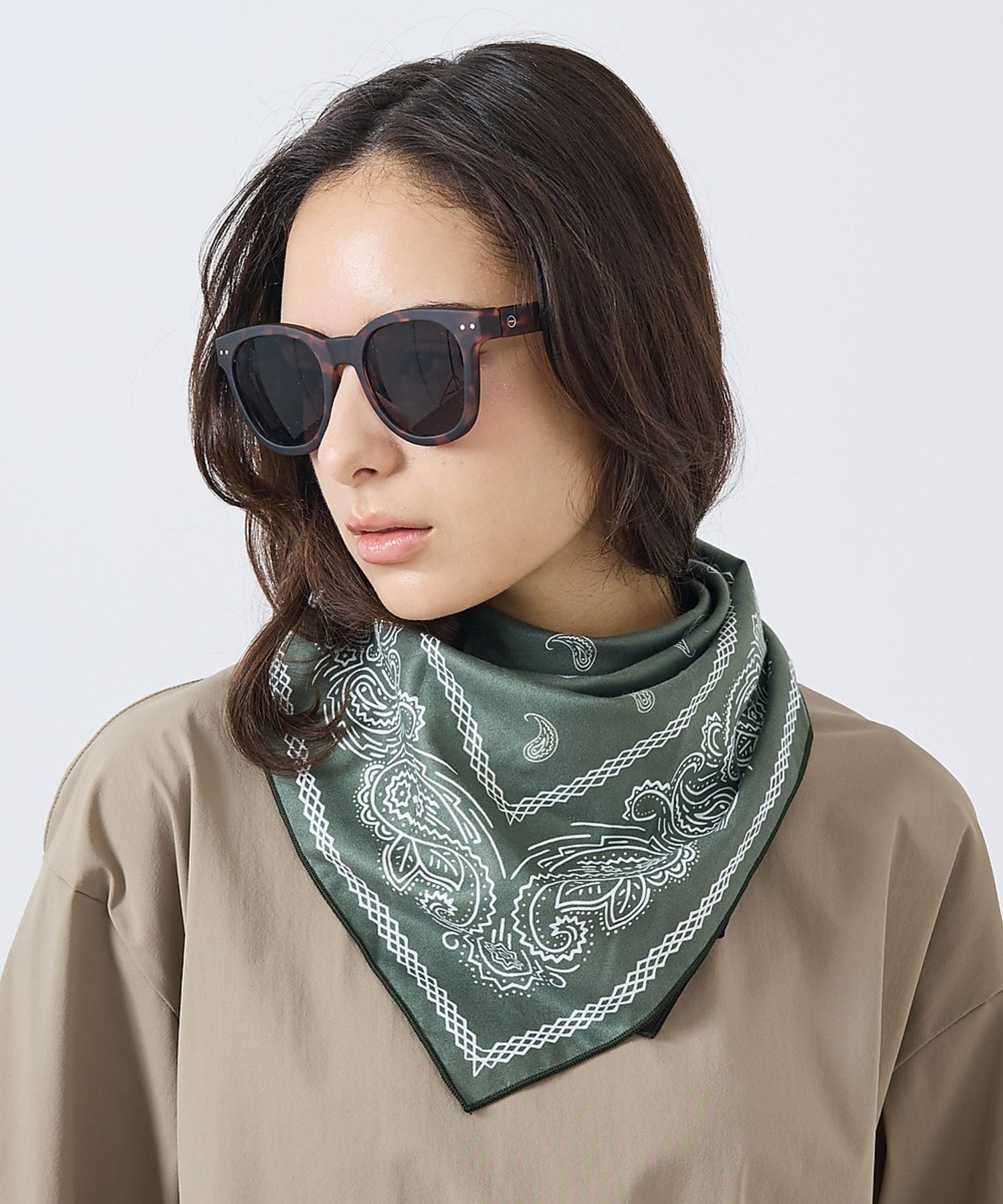 ABAHOUSE（アバハウス）【NOMADIX / ノマディックス】Bandana Towel: PaisleOwnless.Domore.(少ないモノで、多様なコトを)をモットーとするNOMADIX™。UPF50+のマイクロスエード素材で...