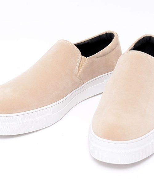 SILVER BULLET（シルバーバレット）CavariA PUレザー厚底スリッポン 靴商品説明SILVERBULLET(シルバーバレット)にCavariA【キャバリア】からPUレザー厚底スリッポンが入荷しました。PUレザーを使用したスリ...