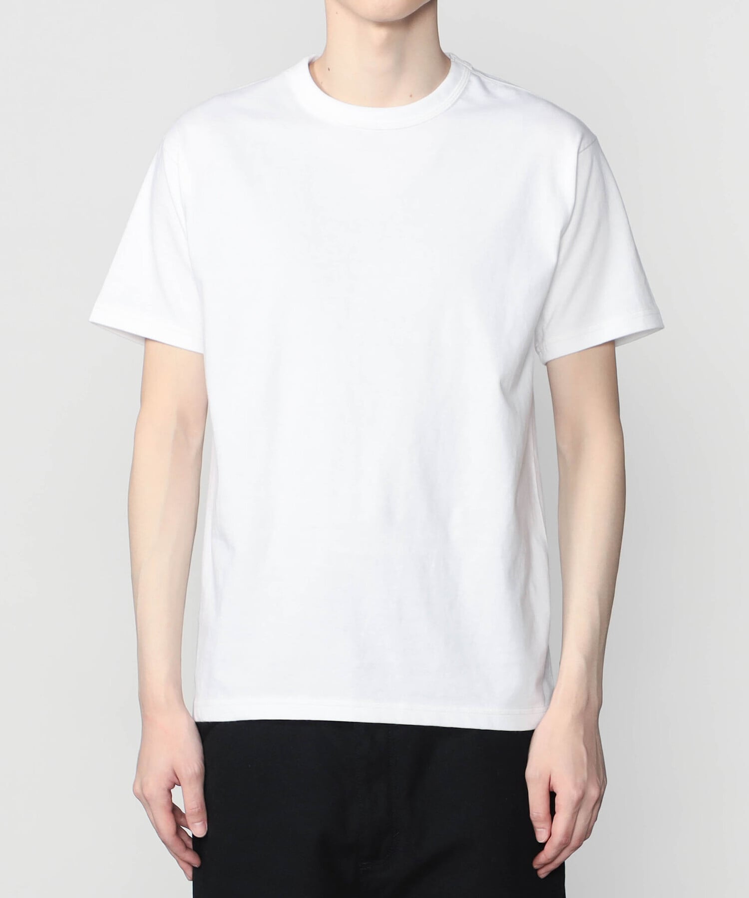 Bshop（ビショップ）WHITESVILLE ｜ 2PACK 半袖クルーネックTシャツ MEN＜デザイン＞-ブランド定番のクルーネックTシャツ-レギュラーフィット-ジャストレングスの着丈＜素材＞-20番手のコーマ糸で編み立てられた天竺素材...