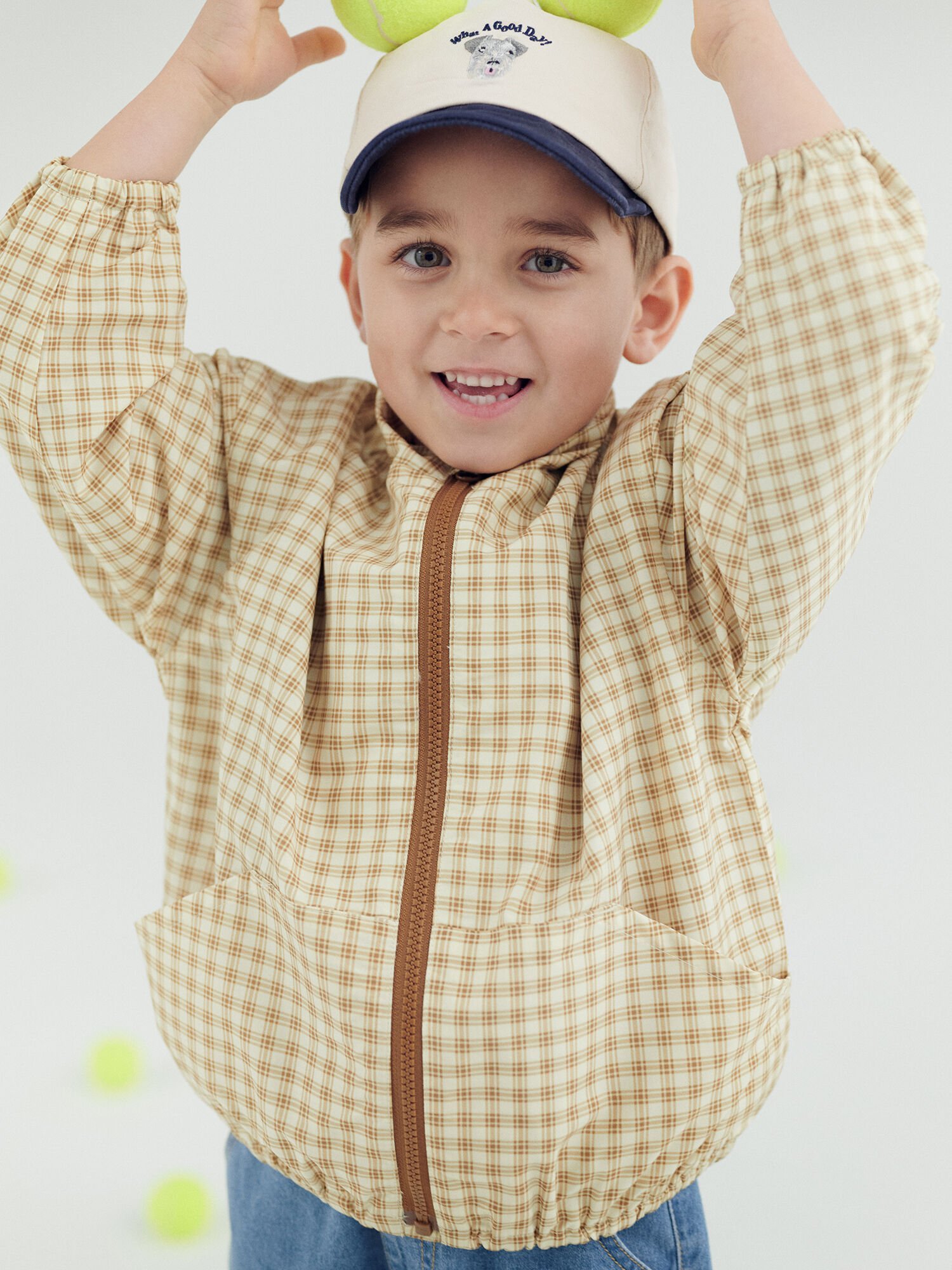 Samansa Mos2（サマンサモスモス）【撥水】チェック柄ウィンドブレーカーチェック柄のデザインがシーズンムードを演出するウィンドブレーカー。生地には撥水加工を施しているので、急な天候変化にも対応します。通気性に優れた内側のメッシュ素材...