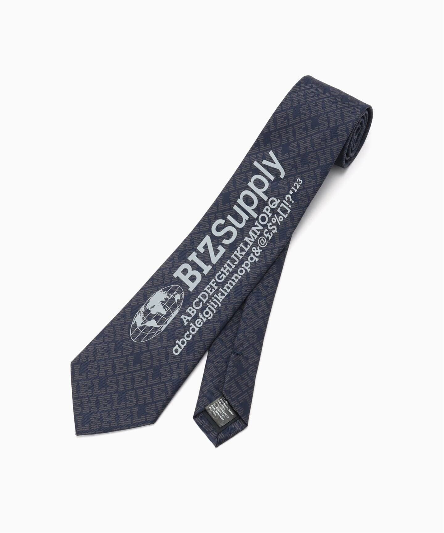 JOINT WORKS（ジョイントワークス）HELS / ヘルス Supply Necktie※メーカー品番：HS3B18ーDesignー・独創的なタイポグラフィとグラフィックが目を引くナロータイが登場。・「BIZSupply」のロゴを中心...