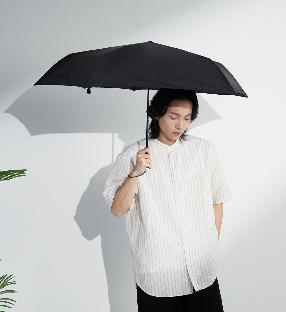 KIZAWA（キザワ）超軽量 雨傘 折りたたみ傘 コンパクト 5本骨 55cm pocket+【驚きの！超軽量・コンパクト】直径88cmの大きさなのに重さは約108gとスマホよりも軽い！持っているいることを忘れてしまうほど超軽量で、毎日持ち...