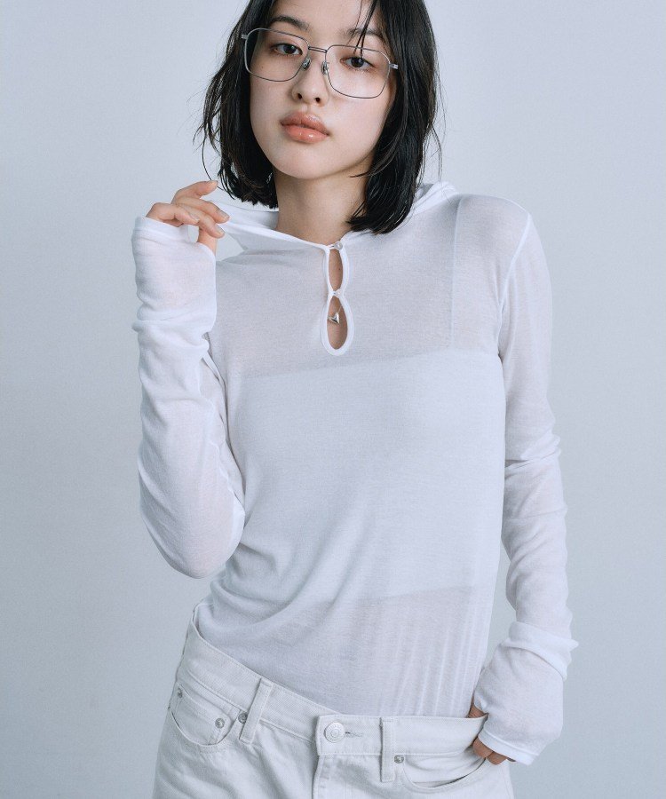 CODE A（コードエー）【Re】sheer hoodie tee◆ご好評につき、再入荷しました！一年中活躍する、トレンド感満載のフードトップス。【デザイン】やさしい肌ざわりとトレンド感のあるデザインが魅力。ピタピタ過ぎないシルエットで着心...