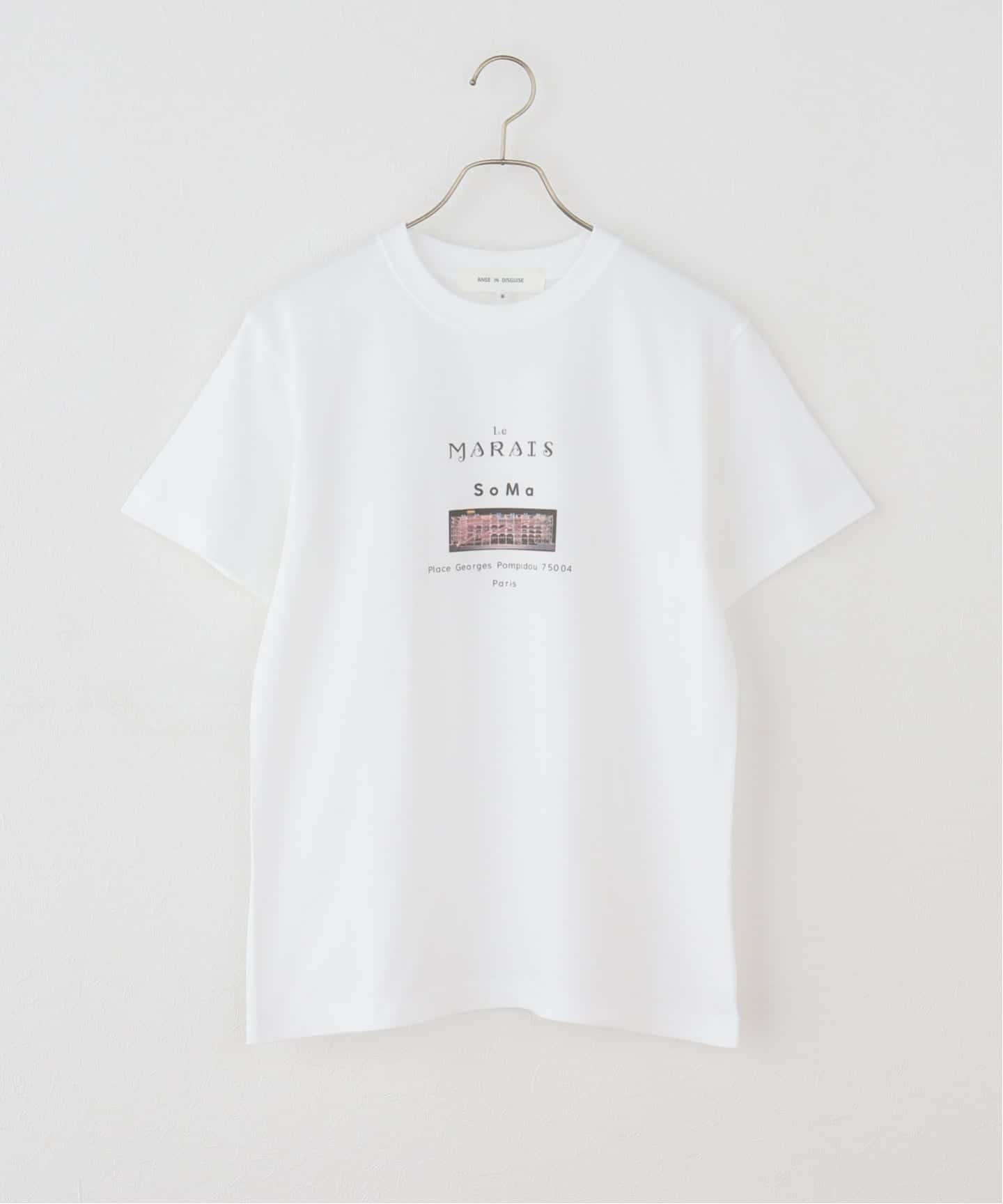 B.C STOCK（ベーセーストック）手洗い可 / ANGE IN DISGUISE / アンジ イン ディスガイズ Le MaraisLeMarais歴史・建築的重要性の高い多くの優れた建造物があるパリの貴族街をイラストしたTシャツ。胸元...