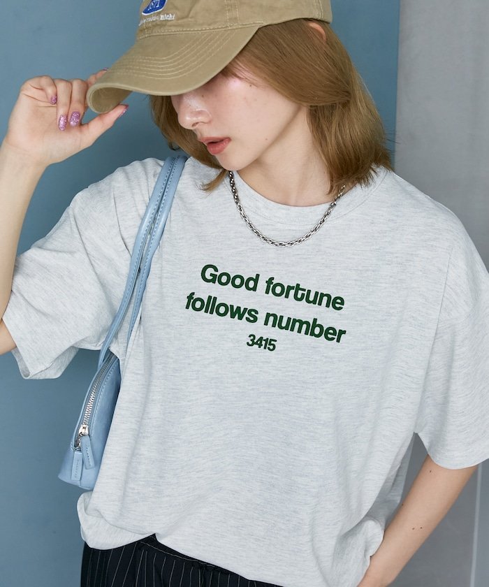 FREAK’S STORE（フリークスストア）フロッキー ロゴ Tシャツ 限定展開2026 Spring &amp; Summer itemさりげないロゴがポイントの、デイリー使いしやすいTシャツ●シンプルなロゴデザインで、合わせやすい1枚...