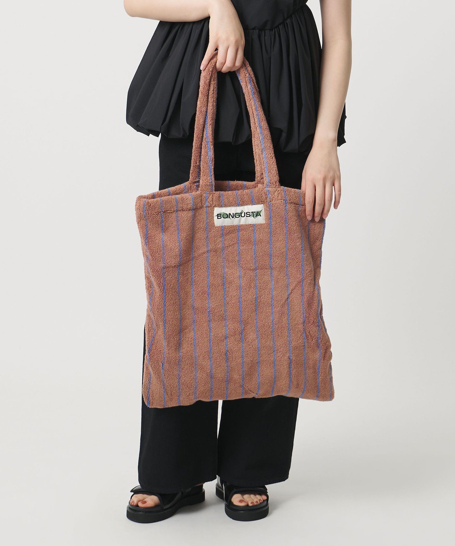 ODETTE E ODILE（オデット エ オディール）＜BONGUSTA＞ TOTE＜BONGUSTA＞豊富なカラーバリエーションが魅力のトートバッグ心地よいタオル地がシーズンムードを盛り上げるトートバッグです。使い勝手の良い大きさは毎日...