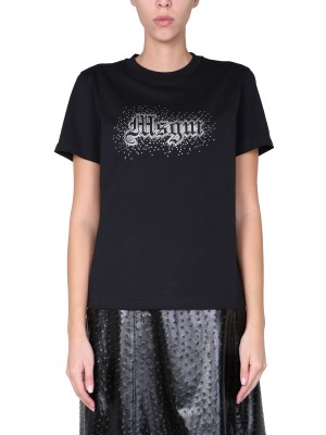 - 商品特徴：ラウンドネック,フロントロゴ,半袖,レギュラーフィット,モデル身長 184 CM 着用サイズ S - 素材：100% コットン - 生産国：イタリア - カラー：ブラック 商品サイズは、ブランド、商品によって異なります。目安と...