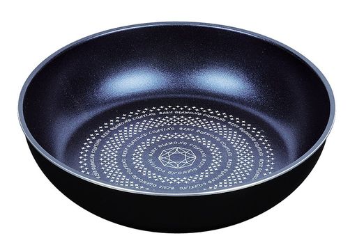 ルクスパン ブルーダイヤモンドコートIH対応フライパン26cm 商品サイズ(約):外径270x高さ60mm製品重量(約):652g底の厚さ:3.0mm 本体:アルミニウム合金(内面:ふっ素樹脂塗膜加工外面:焼付け塗装)はり底:ステンレス鋼(...