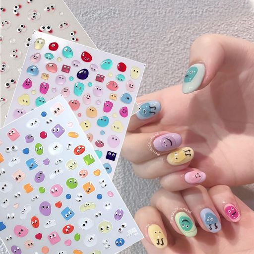 【あなたは受け取る】:あなたは3つのかわいいゼリーネイルアートシールを受け取ることができて、それぞれのシールはすべて異なった形のゼリーの小さい表情があって、透明で、多彩で、無数のかわいい小さい目は面白い感じに満ちていて、あなたに自分のかわい...