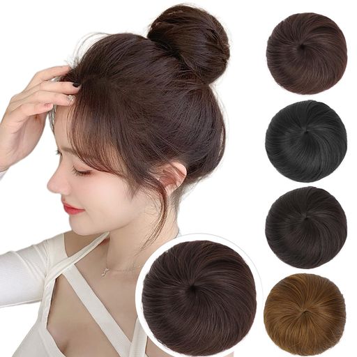 【手軽に扱える】簡単にお団子ヘアが作れるポイントウィッグ!自分の髪でお団子を作り、その上からこのウィッグをかぶせます!寝坊した朝も、これで時短できます! 【着ける位置により雰囲気】つける位置によりイメージが結構変わります。高めの位置に高さを...