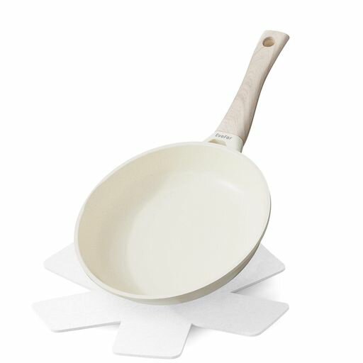 卵調理、魚焼き。 【健康素材で安心安全】人体や環境に有害なPFOA・PFOS・鉛・カドミウムなどを一切使用していない、安全性の高いマーブルコーティングを採用。毎日の調理に、家族みんなが安心して使えるフライパンです。 【マーブルコートで焦げ付...