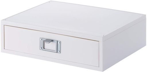 本体サイズ:約W33.7cxD27.7xH9.8cm 引出し内寸サイズ:約W30.8xD25xH6.5cm 本体重量:約893g 素材:本体・引出し/ポリプロピレン、取っ手・止め具/スチール(ユニクロメッキ) 生産国:日本 別売のキャスター...