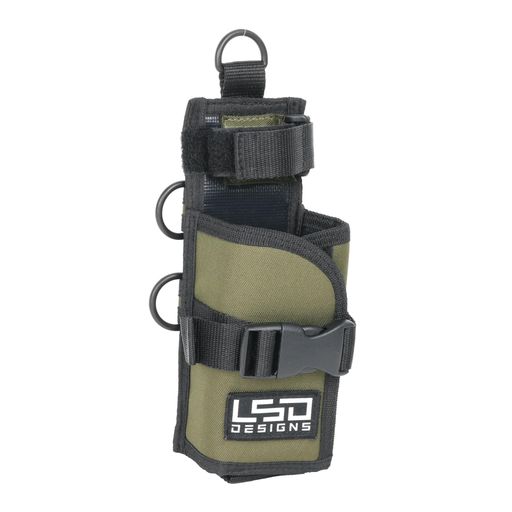 本体サイズ:H23cm x W7cm x D8cm 内寸:H14cm x W6cm x D4.5cm 重さ: 約132g カラー: #コーデュラカーキ (Cordura Khaki) ベルクロで直径を調整可能。 LSDバッグに取り付け可能で...