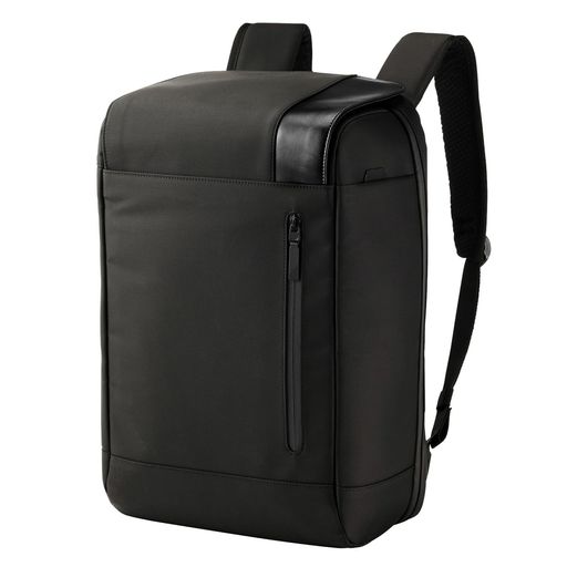 大切な荷物をしっかり守る。海外旅行にも使えるTSAロック付きの防犯バックパックです。ダイヤルロック式なので、鍵をなくす心配がありません。前面フラップ裏にある隠しポケットには、RFID保護機能(スキミング防止機能)を搭載。クレジットカードやパ...