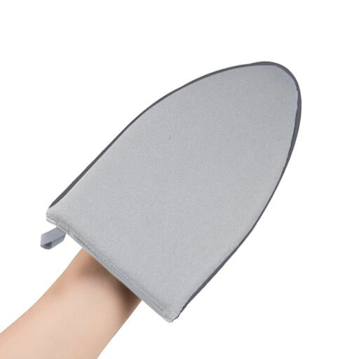 【商品仕様】サイズ:​約15cm(横)x25cm(縦)x2.8cm(厚さ)、重さ:約35g。 【優れた素材】防水コーティング生地を使用し、裏面はメッシュデザインなので通気性に優れ、内側は耐熱スポンジ素材です、耐加熱:200°C。 【収納に便...