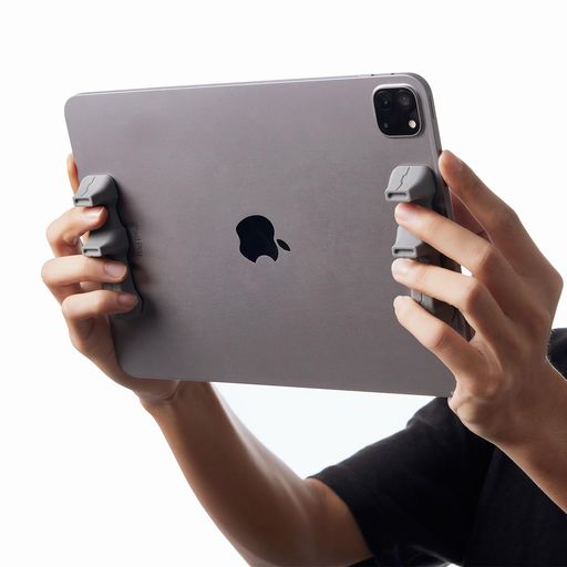 【人間工学に基づいたデザイン、指関節にフィット、多指操作を完璧に実現、ジャイロ勢に最適】2/3/4/5/6本指操作のゲーマーを研究し、継続的な実験を通じて、最終的に最も操作時の指関節を密着した形状を設計し、科学的にタブレットを握ってゲームを...