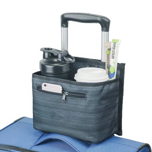 【仕分け収納】 2つのカップホルダー、前のファスナーポケット、後ろのポケットがあるので収納力抜群! 飲み物だけでなく、スマホ、チケット、バッテリー、折り畳み傘などをも収納できます。また、カップホルダーのゴムバンドで簡単にサイズを調節できるの...