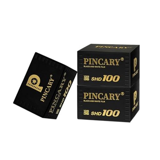 ISO100 - 精密な白黒フィルムで細部までこだわった。 「すべてのフレームで高コントラストのエネルギー」35mmの白黒フィルムで街の鼓動を捉えます。 35mmのフィルムカメラとフィルム100 35mmの組み合わせは、鮮明なハイライトと表...
