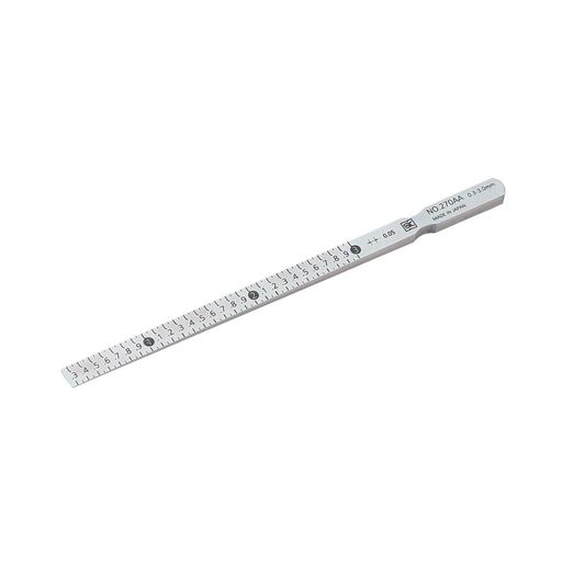 生産国:日本 測定範囲(mm):0.3-3 目量(mm):0.05 / 器差(mm):プラスマイナス0.04 / テーパー角度:1°54'33" 本体材質:機械構造用炭素鋼(焼入なし) 本体寸法(mm):W6xH127.5xD5 / 本体質...