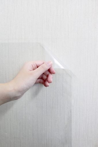 サイズ:90cmx90cm 品質 (表面)塩化ビニル樹脂、(中間層)ポリエステル、(裏面)アクリル樹脂、(はく離紙)紙 貼ってはがせるタイプ 【貼れる面】一般的な壁紙、化粧合板など ※セロハンテープを貼って、容易にはがれる面にはご使用できま...