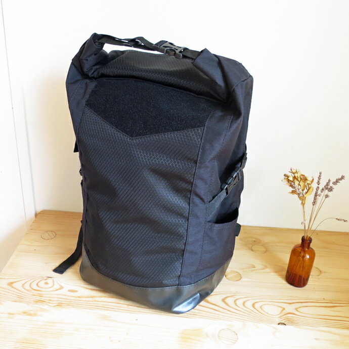 GUD NODE / BACKPACK ノード コーデュラ リュック バックパック ウクライナの新鋭バックメイカー「GUD」のバックパック"NODE"。自社工場でハンドメイドで作られたバッグです。1000デニールのコーデュラ地を使用したラッ...