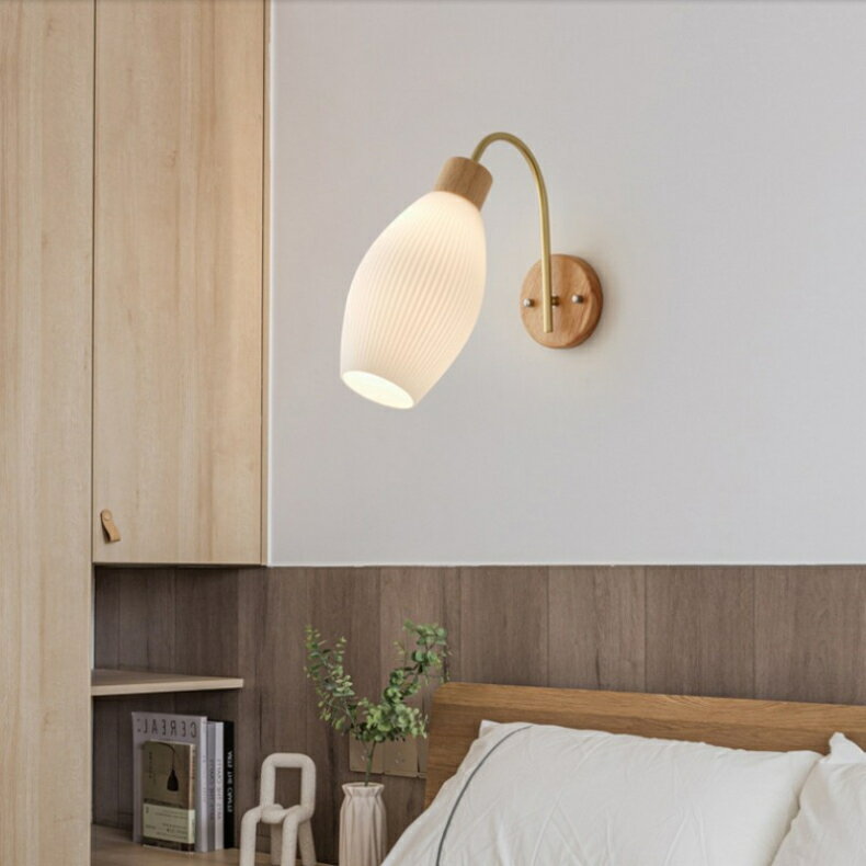 壁掛け照明 室内照明 インテリア おしゃれ かわいい！ 照明だけでなく、装飾機能も持っています。 お洒落なインテリアライトとしても広くご使用いただいています。 ブラケットライト LED 照明 間接照明 モダン シンプル 北欧 ウォールライト...