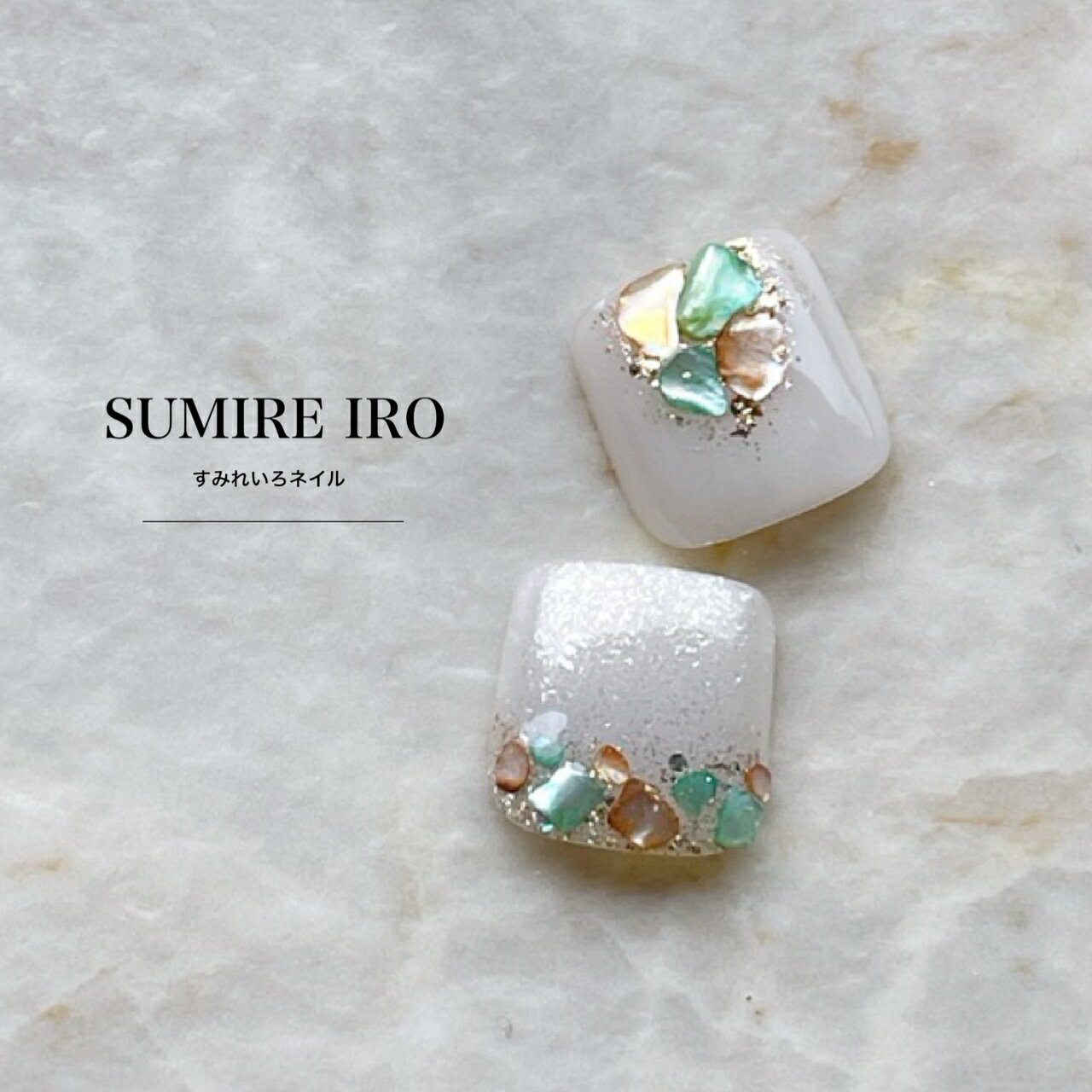 サイズオーダー商品でぴったりフットネイル アクセサリー感覚で取り外しOK 使い捨てじゃない！くりかえし使える！ ※使用状況により使用可能回数には個人差があります。 ■商品内容 　・足の親指爪のチップ2枚セット。 　　 　他の指にお手持ちのマ...