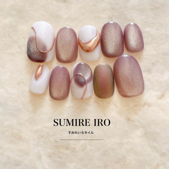 サイズオーダー商品でぴったりネイル アクセサリー感覚で取り外し 使い捨てじゃない！繰り返し何度も使える！ ※使用状況により使用可能回数には個人差があります。 ■商品内容 　　・手の爪のチップ10枚セット 　　・両面テープ1回分 　　・チップ...