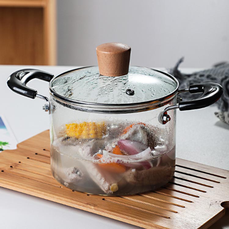 1500ml 2000ml電子レンジ/直火/電気オーブン対応肉じゃがやカレー、シチュー類、具沢山で汁ものを作りたいときや、パスタなどを茹でるときに。可愛いデザインとカラーでいつものお料理がより一層楽しくなること間違いなし!専用蓋がついている...