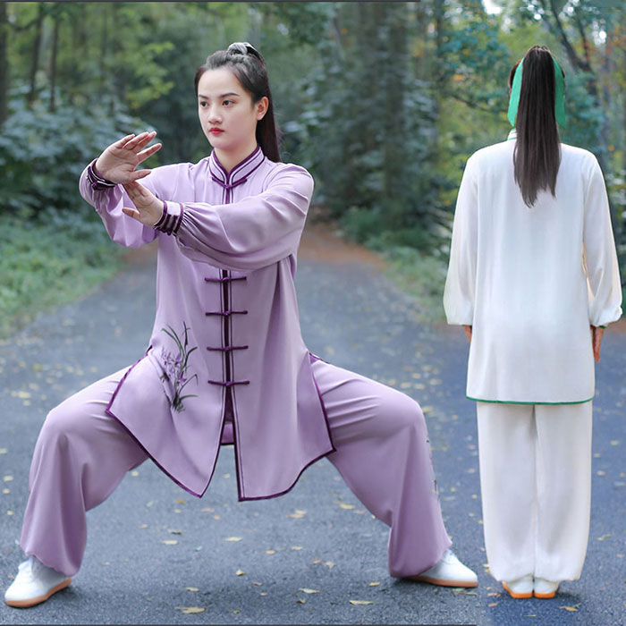 商品名太極拳 ウェア簡単な包装、ご了承ください色パープル・ホワイトサイズXS-2XL素人採寸若干の誤差がある場合がございます。素材ポリエステルご了承いただきたいこと※1、サイトに掲載の商品は、撮影の環境とモニター環境により、実際の物と素材感...