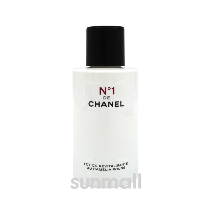 内容量150mL／化粧水製造国フランス商品区分化粧品特徴「ローション N°1 ドゥ シャネル」は、シャネルのサステナブルスキンケアライン「N°1 ドゥ シャネル」から誕生した高保湿化粧水。ブランド独自のレッドカメリアエキスを豊富に配合し、肌...