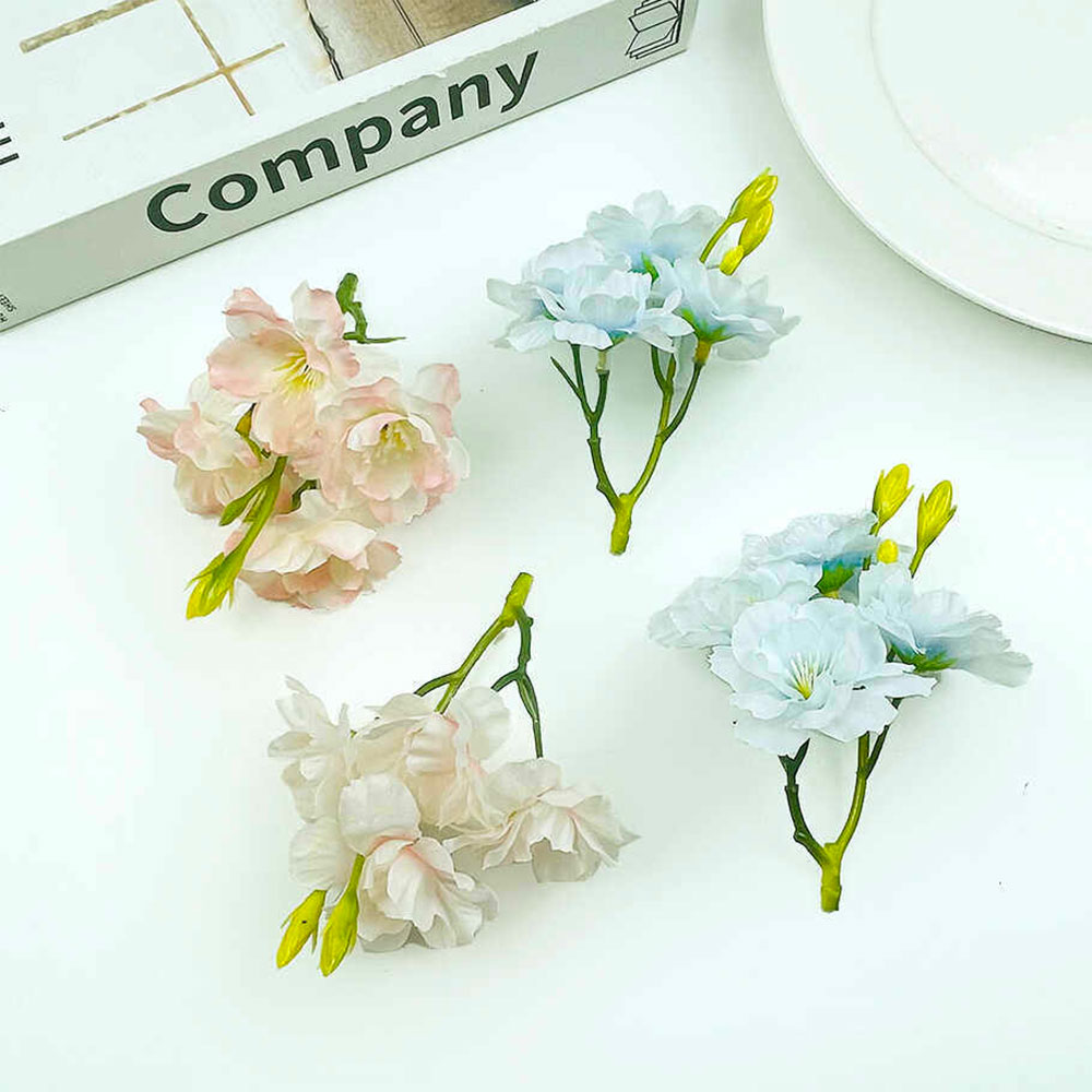 全体の高さは約10.5cmで、1本につき2つに分かれた枝に、合計4輪の花が咲きます。 【注意事項】 Click here ・当店は、中国を本店とする海外ショップです。 ・当店のカード決済代行会社はRakuten Commerce LLCです...