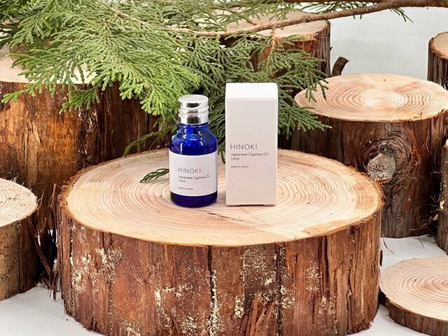 商品情報名　　　称ひのきオイル10ml成分ヒノキ エッセンシャルオイル内容量10ml＊内容量10ml、30ml、100mlの3サイズのご用意がございます。用途・芳香器 （アロマディフューザー）で。・希釈してマッサージに。・数滴お風呂に。商品...
