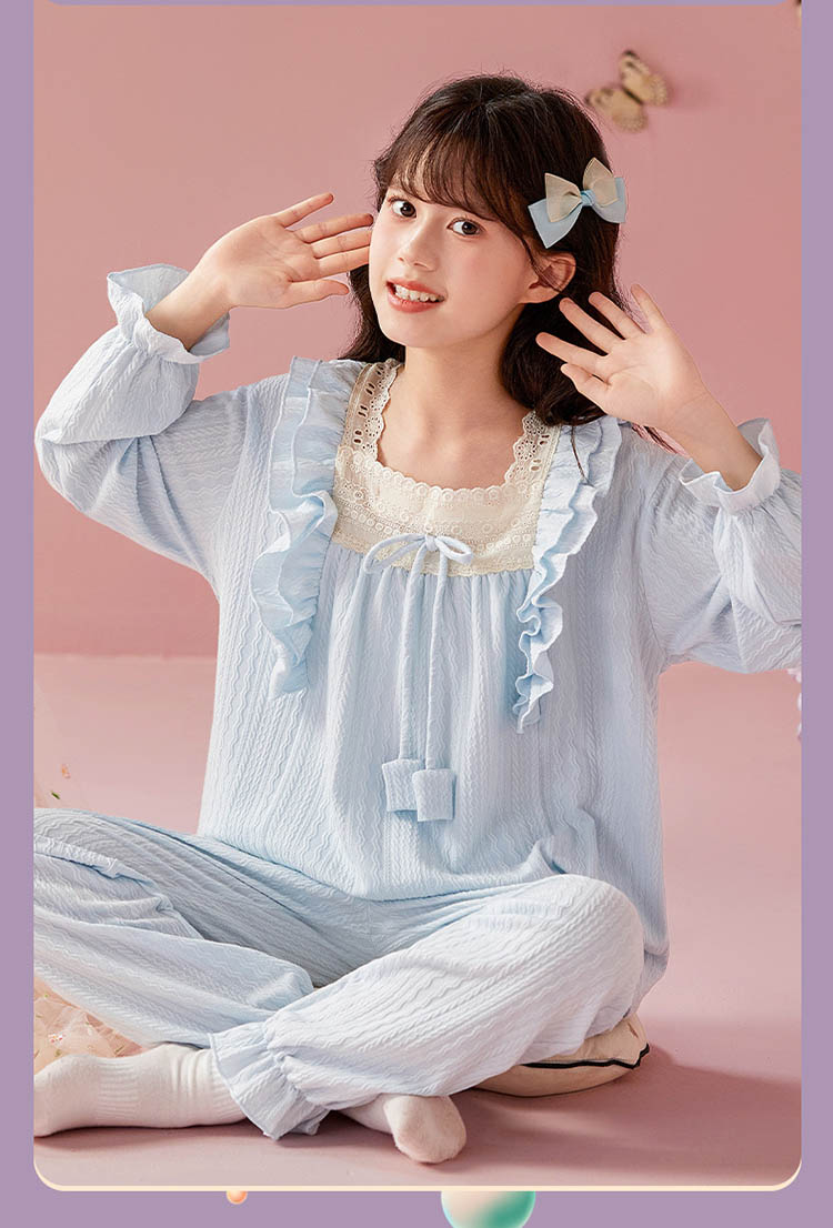 ■ カラーブルー/グリーン/ベージュ/パープル/ピンク■ 採寸115-125cm：着丈51cm、胸まわり78cm、肩幅33cm、パンツ丈72cm、ヒップ84cm125-135cm：着丈54cm、胸まわり82cm、肩幅34.5cm、パンツ丈7...