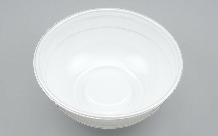 商品詳細 サイズ 外寸：φ190×高75mm／底寸：φ87mm 材質 PSP 商品説明 汁物や丼として幅広くご利用頂ける食品容器です。●電子レンジ使用不可●オーブン使用不可●耐油性：なし●耐熱温度：85℃●ごはん容量：約790g