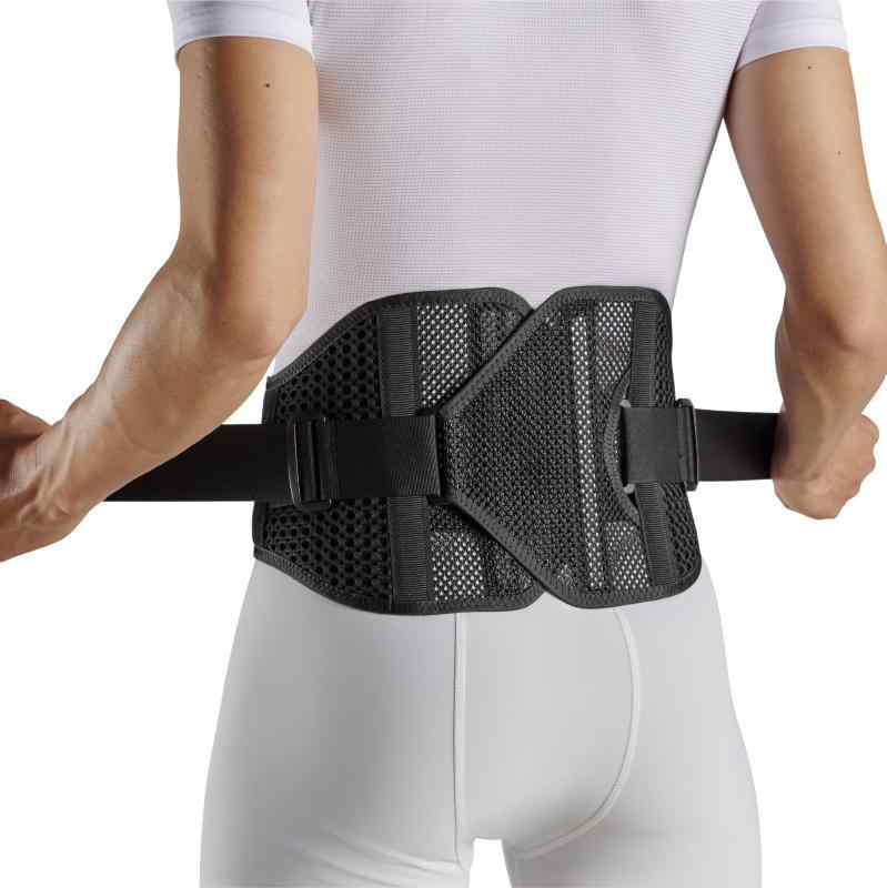 マクダビッド ライト バックサポート MVJ M495 BK Sムレずに、軽量で、適度に腰をサポート 【形】フィット性を高めるラウンドシェイプを採用【素材】腹部以外は全面に抜群の通気性、快適性を備えたナイロンメッシュ素材を採用本体裏面のノン...