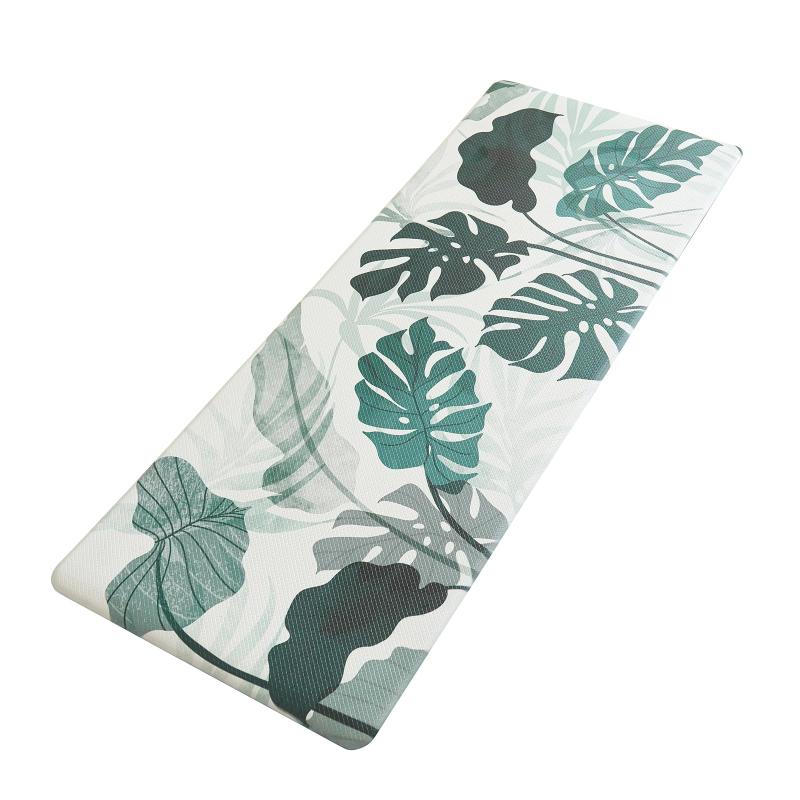 Koniroom キッチンマット ボタニカルリーフ柄 60×240cm 厚さ10mm ナチュラル おしゃれ 拭ける 防水 防汚 防炎 台所マット 滑り止め PVC素材 観葉植物 玄関マット【熱帯植物風のボタニカル柄で癒しの空間に】 　緑の葉...