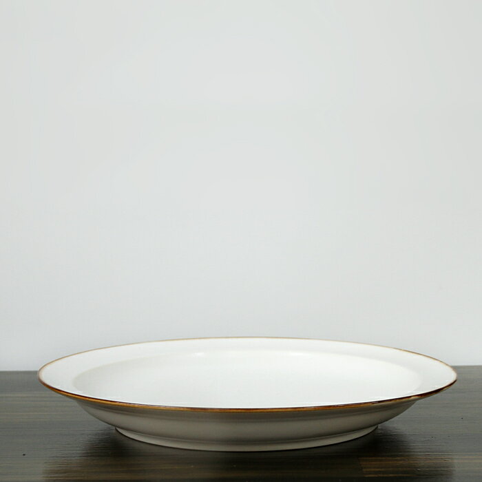 〈取扱い上の注意〉 ・製品本来の用途使用目的に沿って正しくご使用ください。 ・電子レンジではご使用いただけますが、オーブンでのご使用はお避けください。 ・衝撃や急激な温度変化を与えるとひび割れや破損することがありますのでご注意ください。 ・...