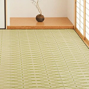 商品紹介PP素材は水洗いできるので夏に海水浴などの休憩所等でもたびたび見かけますが、実は寒い東北ではビニ−ル管内の空気層の保温効果を利用してあたたかく過ごすために冬に敷き詰めて使う家庭もあるそうです。昔ながらの和風テイスト柄で、懐かしい雰囲...