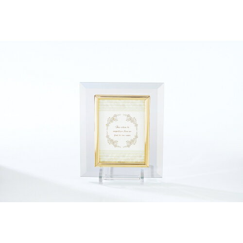 記念品・贈答品の定番。定価 : 2200円JANコード : 4952317082223商品番号 : KG-8222【素材】面取りガラス・アクリル 【サイズ】150W・5D・175H 備考お取り寄せにお時間を要する場合がございます。ご注文後の...
